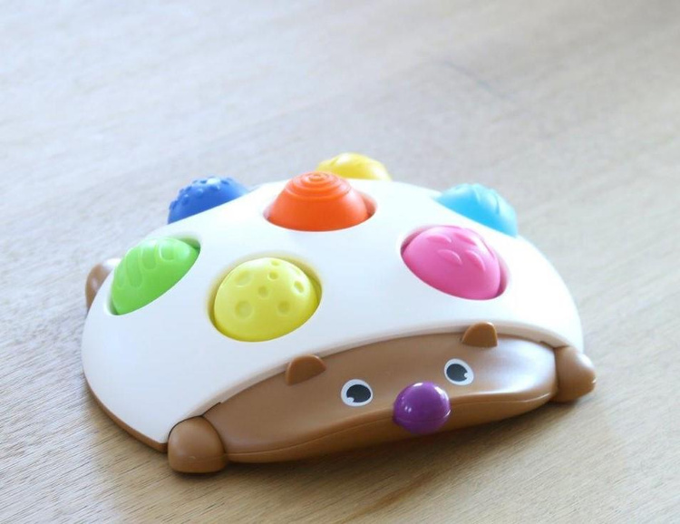 Bo Jungle Jeżyk Eddy zabawka sensoryczna dla niemowląt 6 mc 112811 | Babyhit.pl